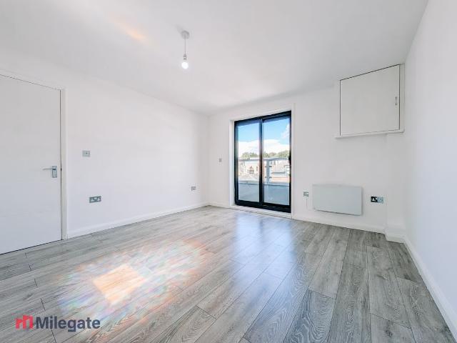 Marlowes, Hemel Hempstead HP1, 1 bed flat to rent, £995 pcm | PrimeLocation