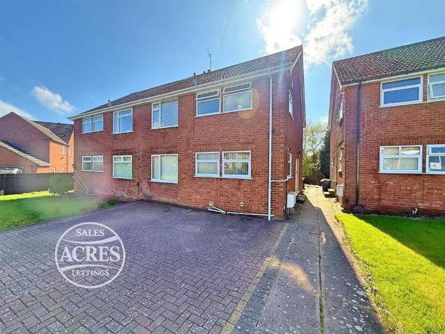 Marlpit Lane, Sutton Coldfield 2 bed maisonette to rent £1,195 pcm £276 pw