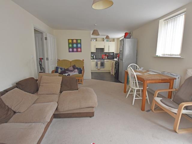 Marmion Road, Nottingham NG3, 2 bed shared accommodation to rent, £910 pcm | PrimeLocation