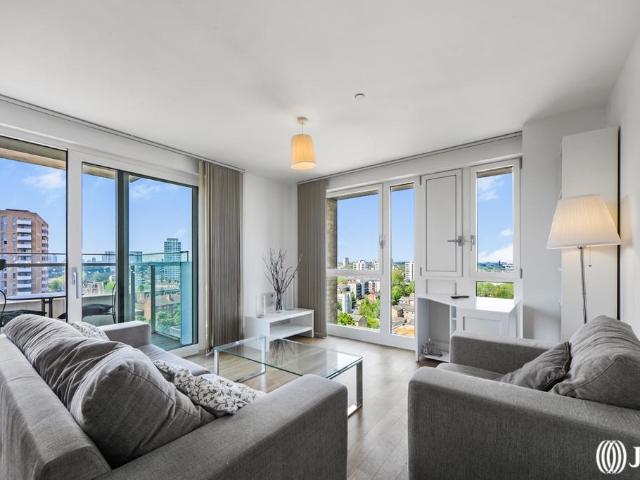 Marner Point, Jefferson Plaza, E3 3 bed apartment to rent £3,142 pcm £725 pw
