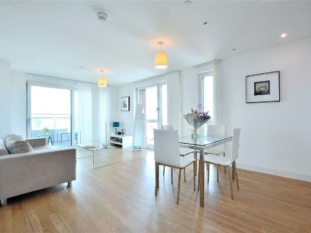 Marner Point, London E3, 3 bed flat to rent, £3,100 pcm | PrimeLocation