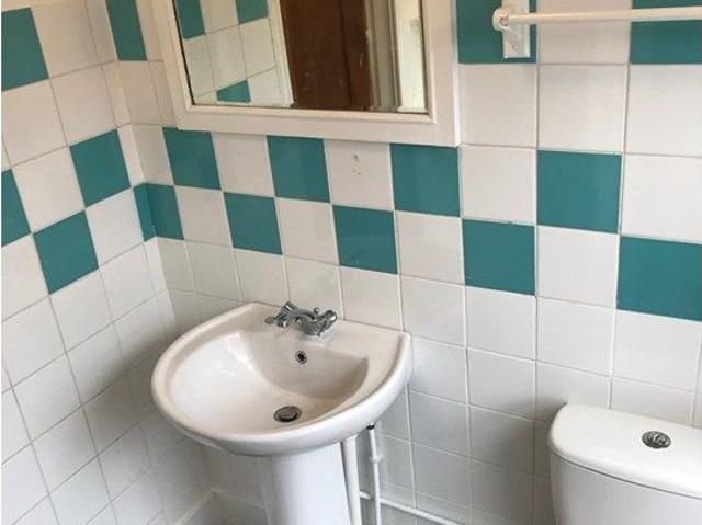 Marple, Stockport SK6, Studio to rent, £450 pcm | PrimeLocation
