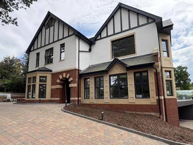 Marquess Court,cefn Coed Road, 2 Bedroom Apartment