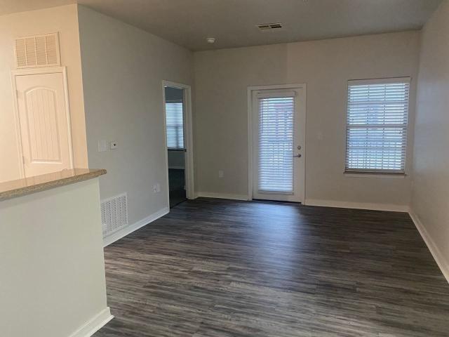 Marquis on Memorial Apartments 2 Bedroom Apartment for Rent at 14681 S 82nd East Ave, Bixby, OK 74008