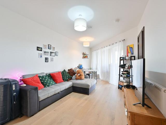 Marri Street, Watford WD24, 2 bed flat to rent, £2,000 pcm | PrimeLocation