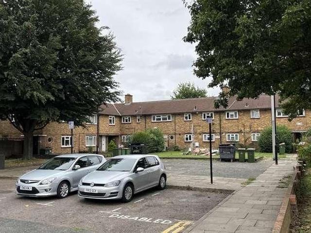 Marriott Road, E15