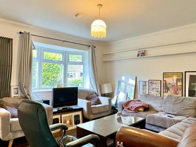 Marriott Road, London E15 3 bed flat to rent £2,750 pcm £635 pw
