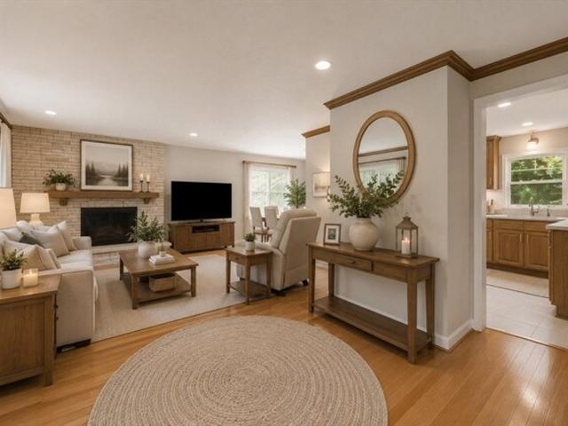 Mars Dr, Shrewsbury, Home For Sale