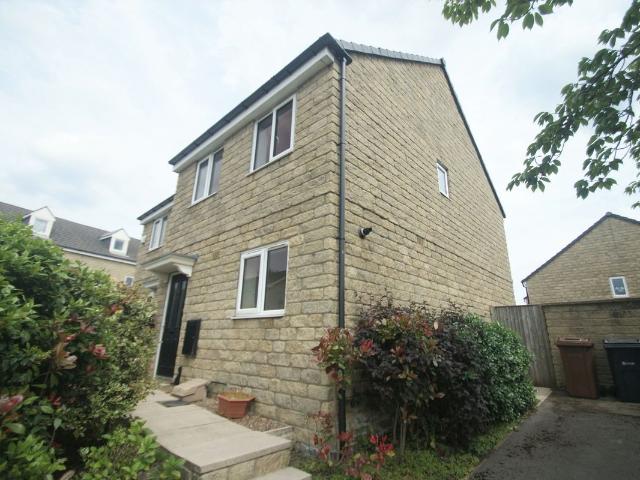 Marsh View, Pudsey, West Yorkshire LS28, 3 bed detached house to rent, £1,250 pcm | PrimeLocation
