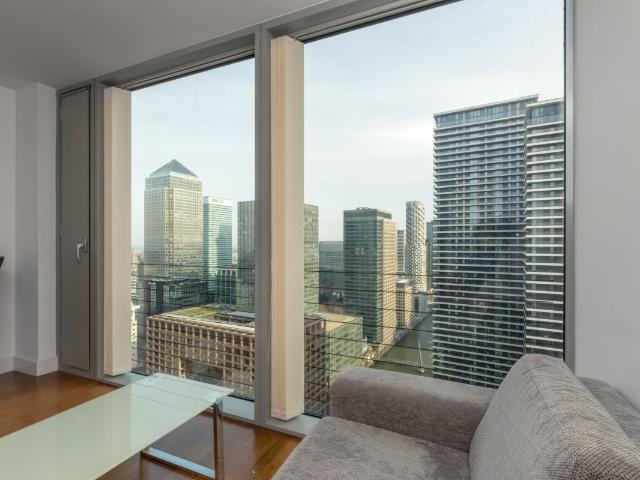 Marsh Wall E14, 1 bed flat to rent, £2,500 pcm | PrimeLocation