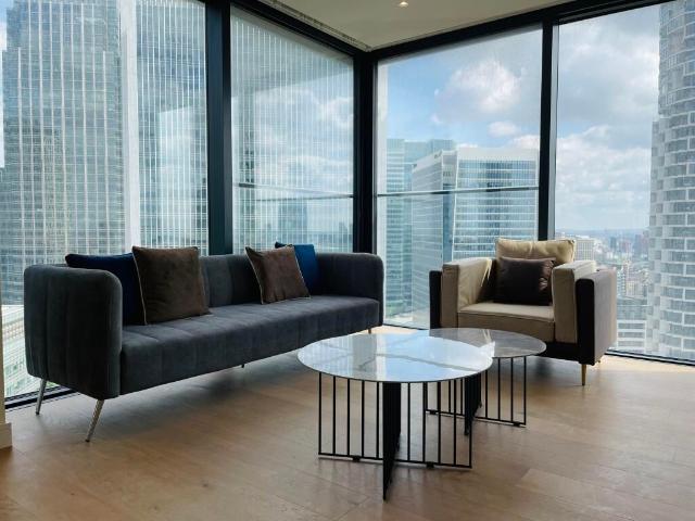 Marsh Wall, London E14, 3 bed flat to rent, £5,200 pcm | PrimeLocation