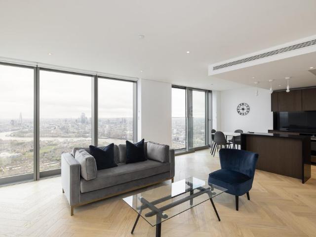 Marsh Wall, London E14 2 bed apartment to rent £3,900 pcm £900 pw