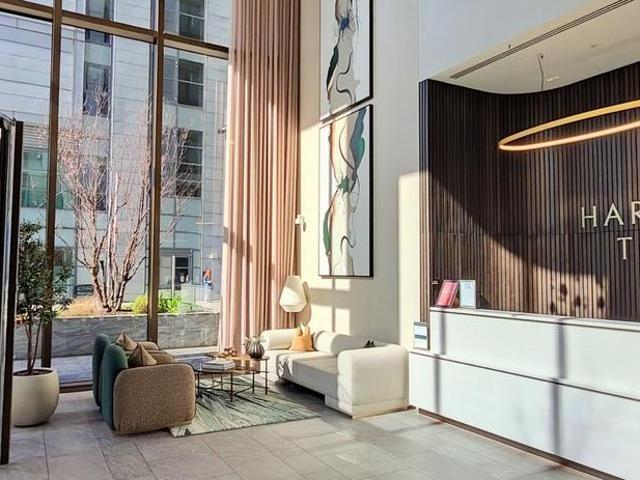 Marsh Wall, London E14 2 bed apartment to rent £3,200 pcm £738 pw
