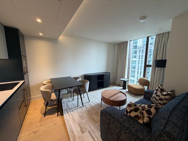Marsh Wall, London E14, 2 bed flat to rent, £3,250 pcm | PrimeLocation