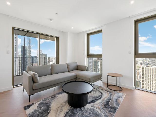 Marsh Wall, London E14, 2 bed flat to rent, £3,633 pcm | PrimeLocation