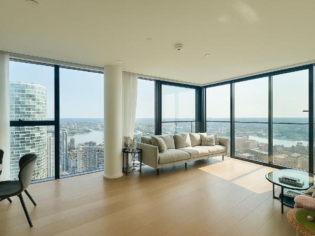 Marsh Wall, London E14, 2 bed flat to rent, £3,920 pcm | PrimeLocation