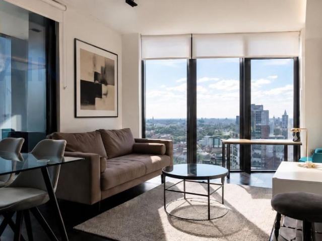 Marsh Wall, London E14, 2 bed property to rent, £4,116 pcm | PrimeLocation