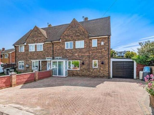 Marsh Way, Larkfield, 3 Bedroom Semi detached