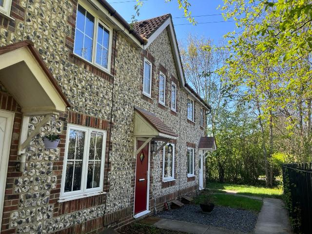 Marsh Gardens, Hedge End SO30, 2 bed property to rent, £1,300 pcm | PrimeLocation