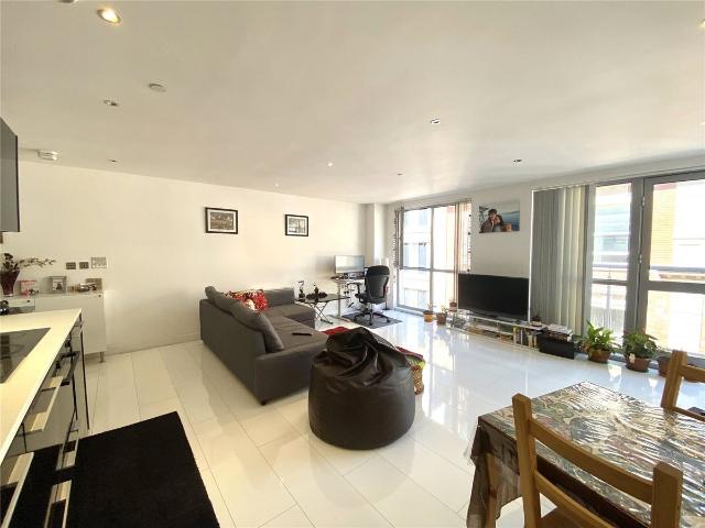 Marsh House, Bristol BS1, 2 bed flat to rent, £2,050 pcm | PrimeLocation