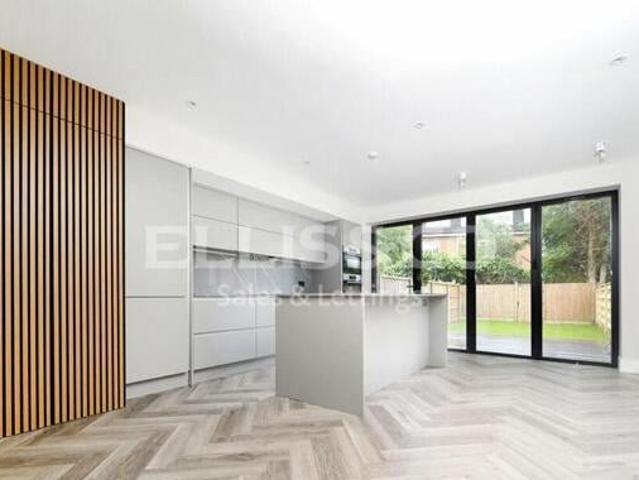 Marsh Lane, Brabourne Heights, Mill Hill, 4 Bedroom Terraced