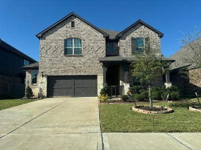 Marsh Lake Court