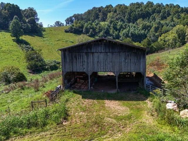 Marsh Rd, Nickelsville, VA 24271