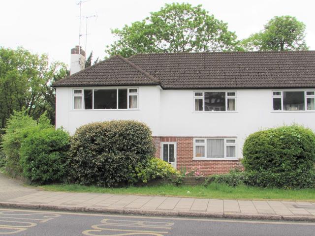 Marsh Road, Pinner, Middlesex HA5, 2 bed maisonette to rent, £1,850 pcm | PrimeLocation