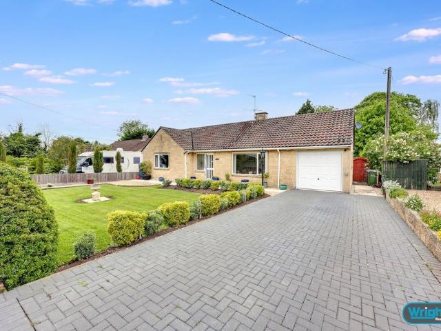 Marsh Road, Trowbridge BA14, 2 bed detached bungalow to rent, £1,300 pcm | PrimeLocation