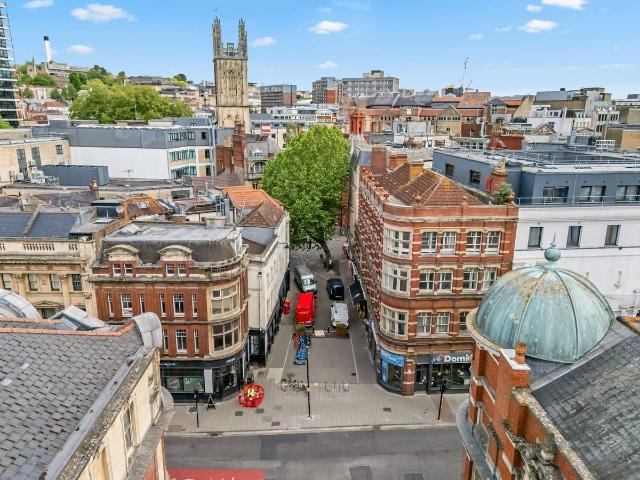 Marsh Street, Bristol BS1, 2 bed flat to rent, £1,500 pcm | PrimeLocation
