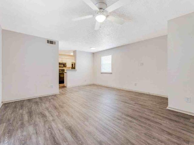Marshall 1 Bedroom Apartment for Rent at 3601 Pioneer Rd, Balch Springs, TX 75180