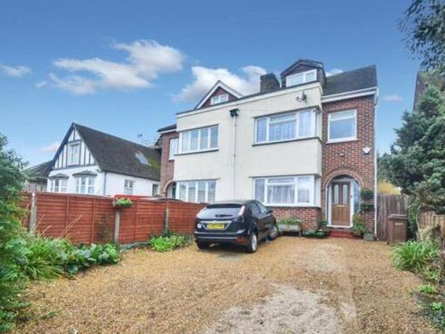 Marshall Road, Rainham, 5 Bedroom Semi detached