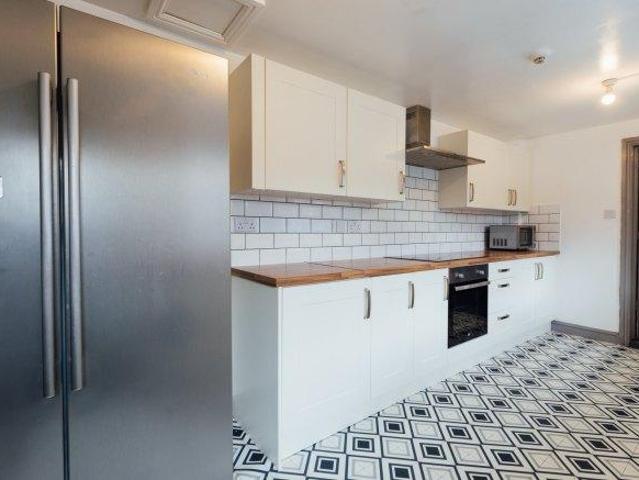 Marshall Street 6 bed house share to rent £2,598 pcm £600 pw