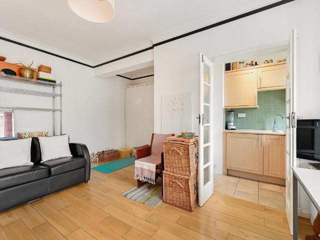Marsham Court, Marsham Street SW1P, Studio to rent, £2,750 pcm | PrimeLocation