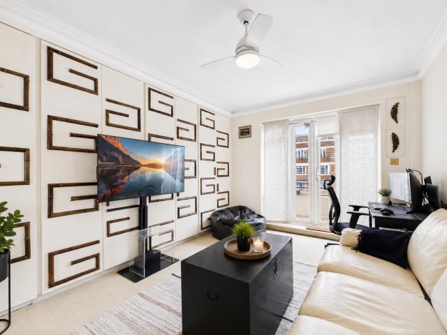 Marsham Court, Marsham Street, Westminster, London, SW1P Century 21 United Kingdom