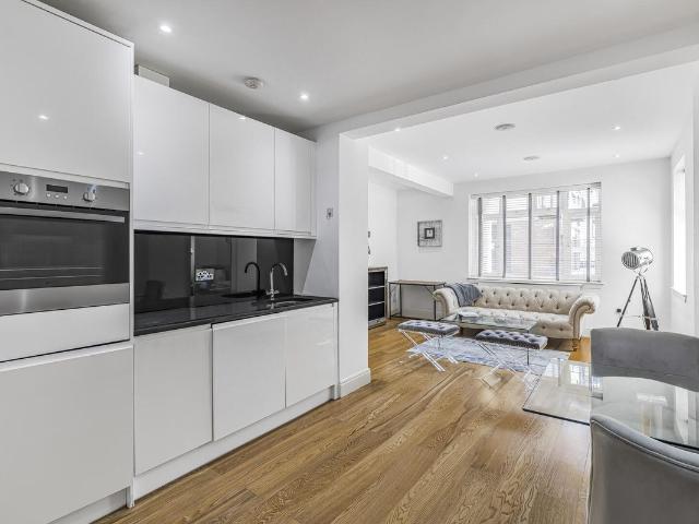 Marsham Street, Westminster SW1P, 2 bed flat to rent, £3,250 pcm | PrimeLocation
