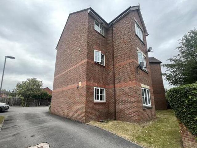 Marshbrook Drive, Blackley, 2 Bedroom Apartment