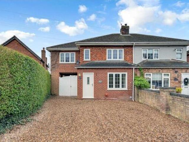 Marshchapel, Church Lane, Grimsby, 4 Bedroom Semi detached