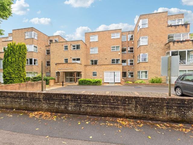 Marston Ferry Court OX2, 3 bed flat to rent, £2,750 pcm | PrimeLocation