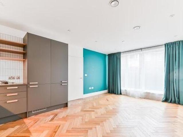 Marston Way, London, 3 Bedroom Semi detached