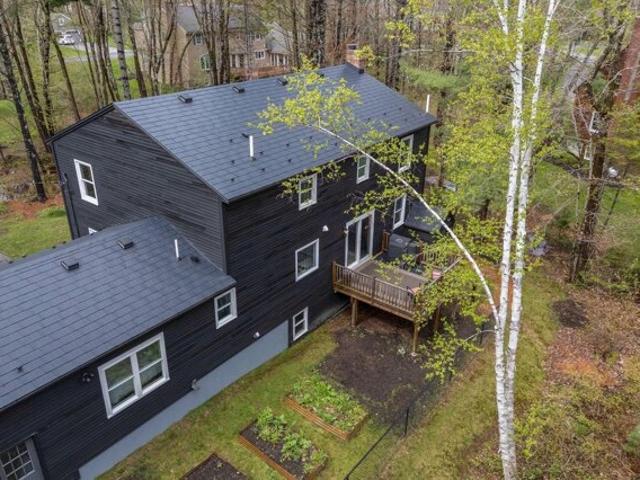 Mast Rd, Scarborough, Home For Sale