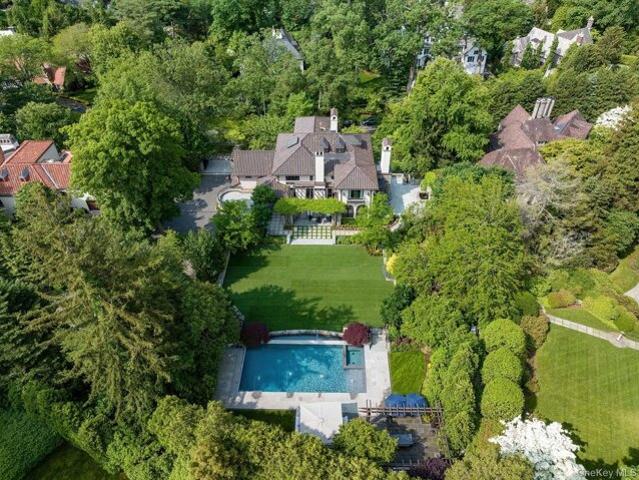 Masterton Rd, Bronxville, Home For Sale