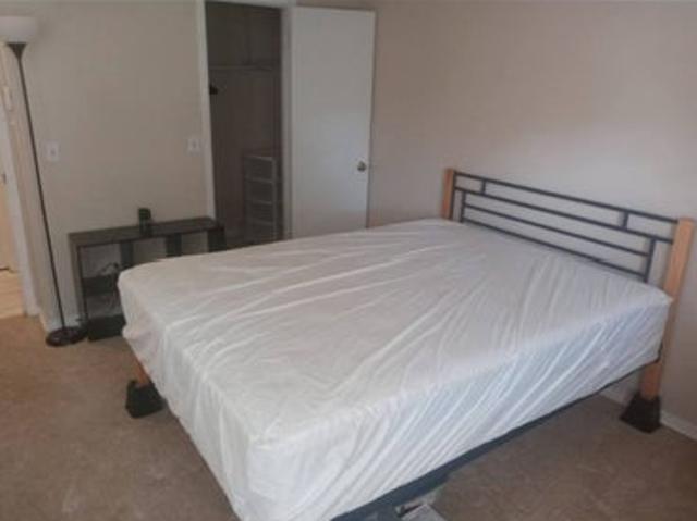 Master bdrm for rent UCF area