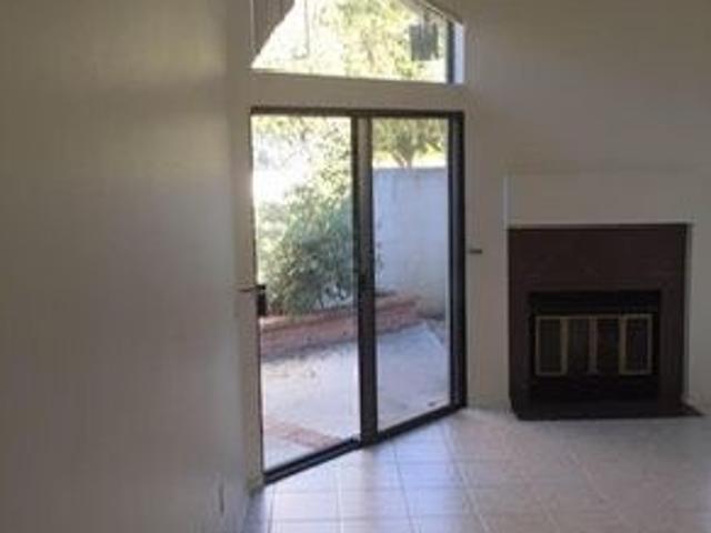 Master bed Room in 1 bed house in Irvine