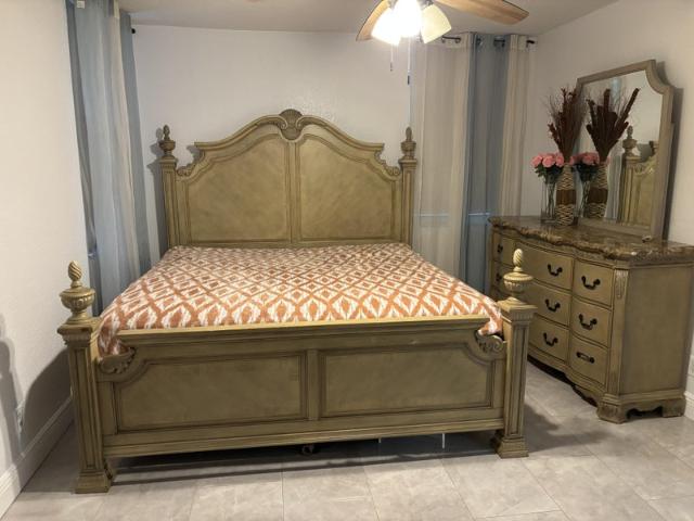 Master bedroom $1000