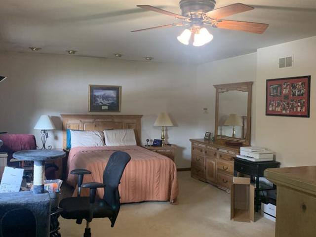 Master Bedroom w/ private bath