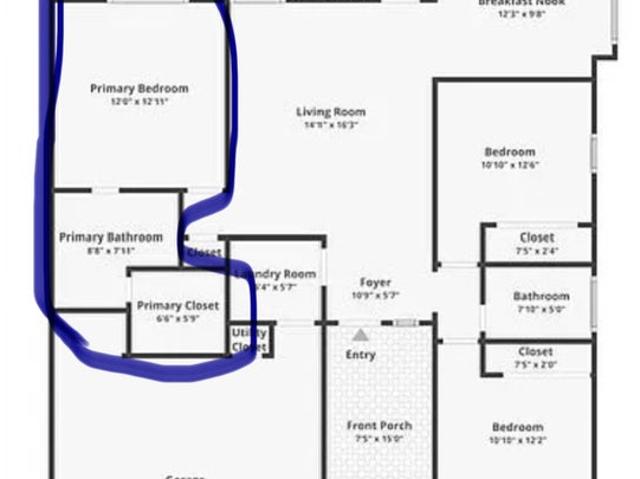 Master Bedroom w/ Private Bath & Walk in Closet