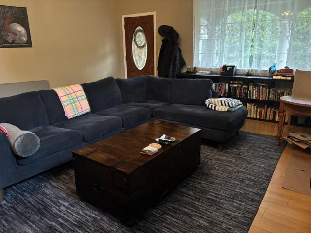 Master bedroom with private bath, female housemate