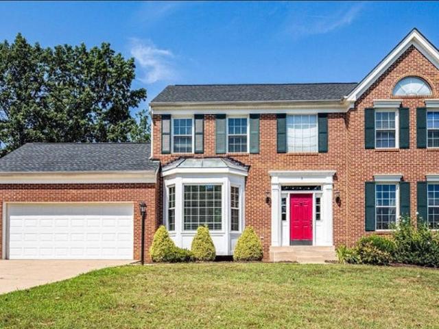 Master bedroom with private bathroom Available now