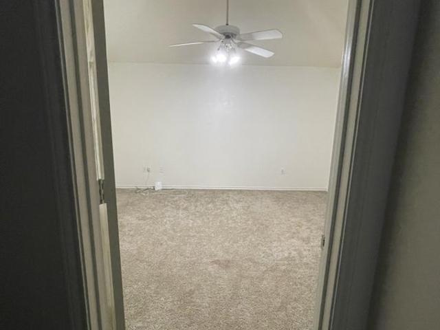 Master Bedroom and bathroom for rent